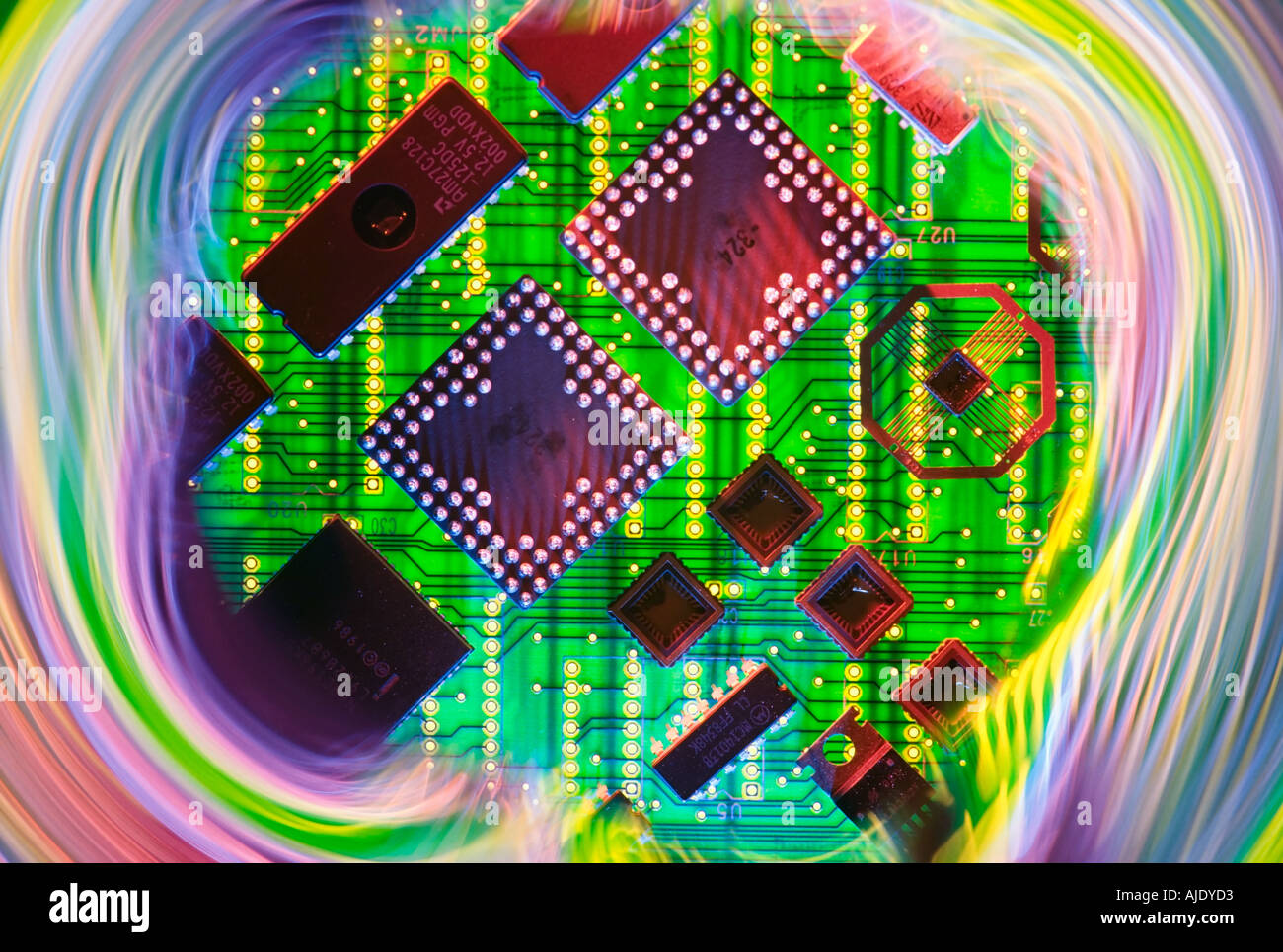 Electronic printed circuits silicon hi-res stock photography and images ...