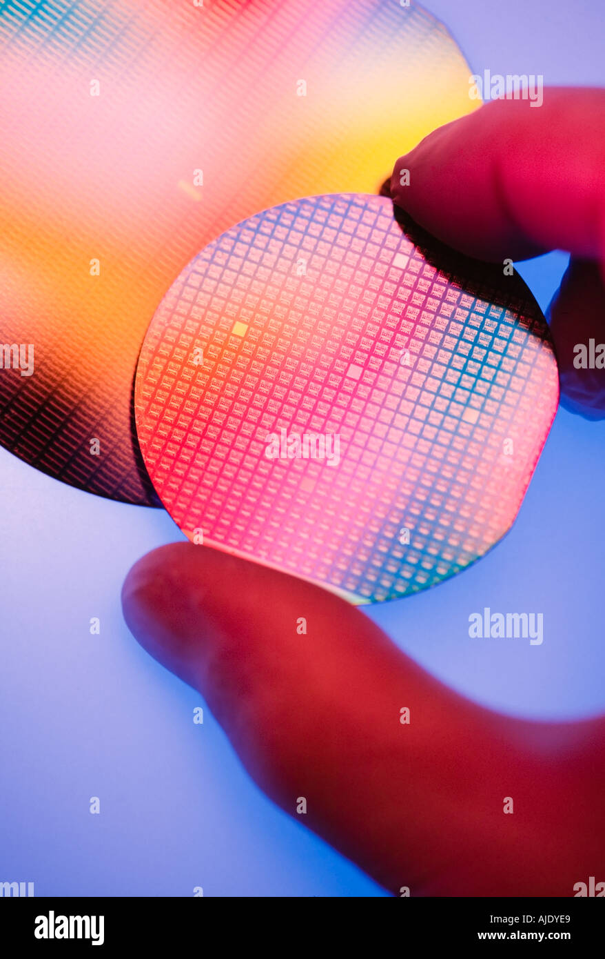Electronic wafers hi-res stock photography and images - Alamy
