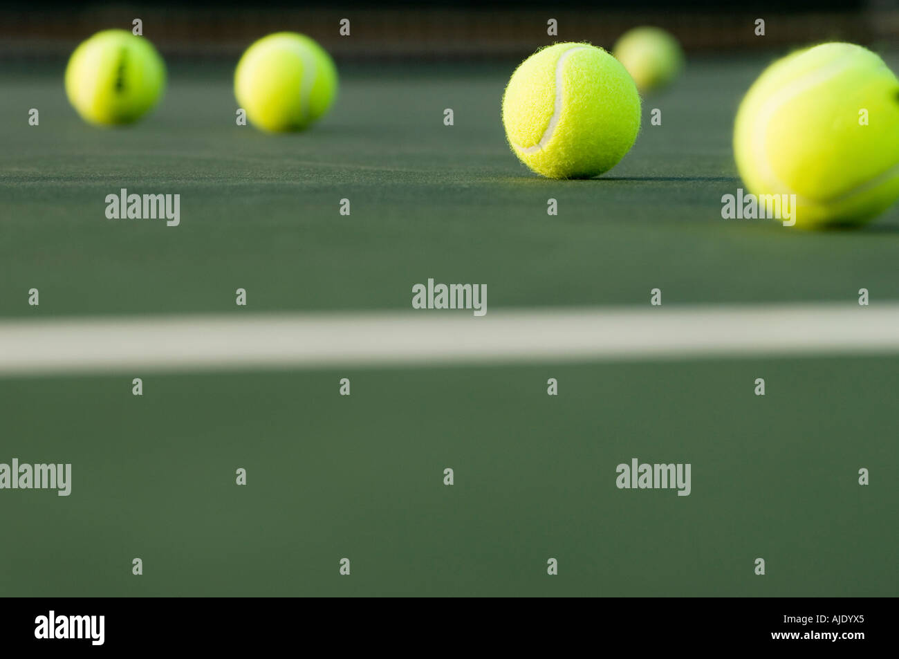 Row tennis balls hi-res stock photography and images - Alamy