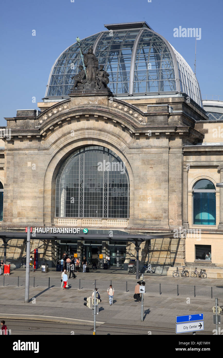 Sachsen Saxony Dresden Hauptbahnhof Main Station Bahnhof Station Stock ...