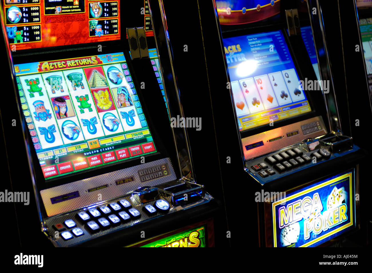 Casino slot games hi-res stock photography and images - Alamy