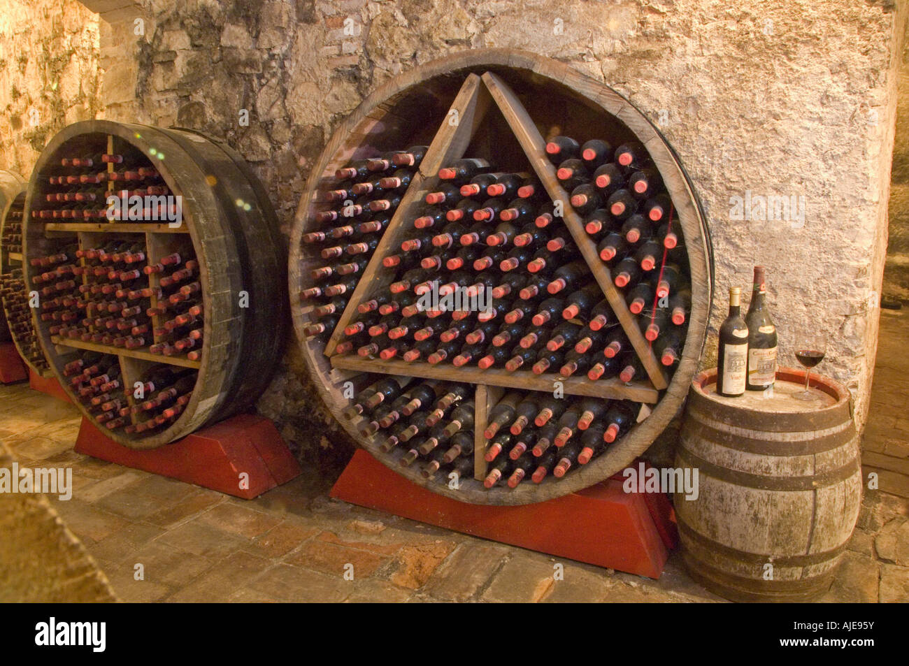 Inside a Chianti wine celler Stock Photo - Alamy