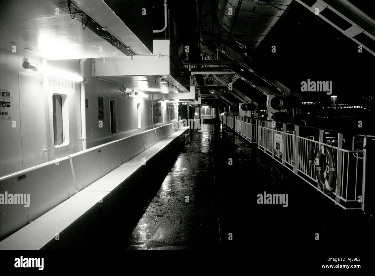 Ferry night lights hi-res stock photography and images - Alamy