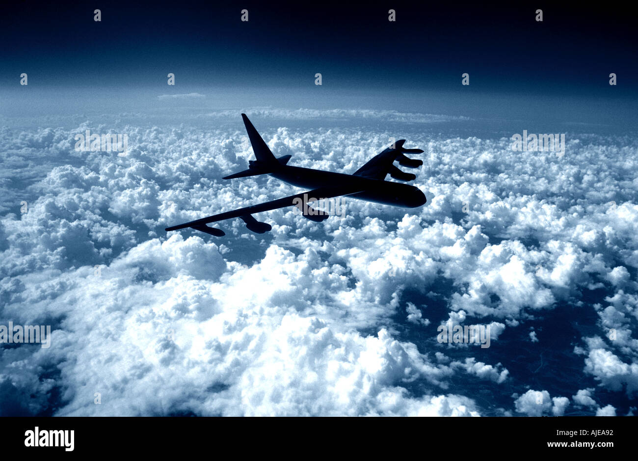 B 52 bomber hi-res stock photography and images - Alamy