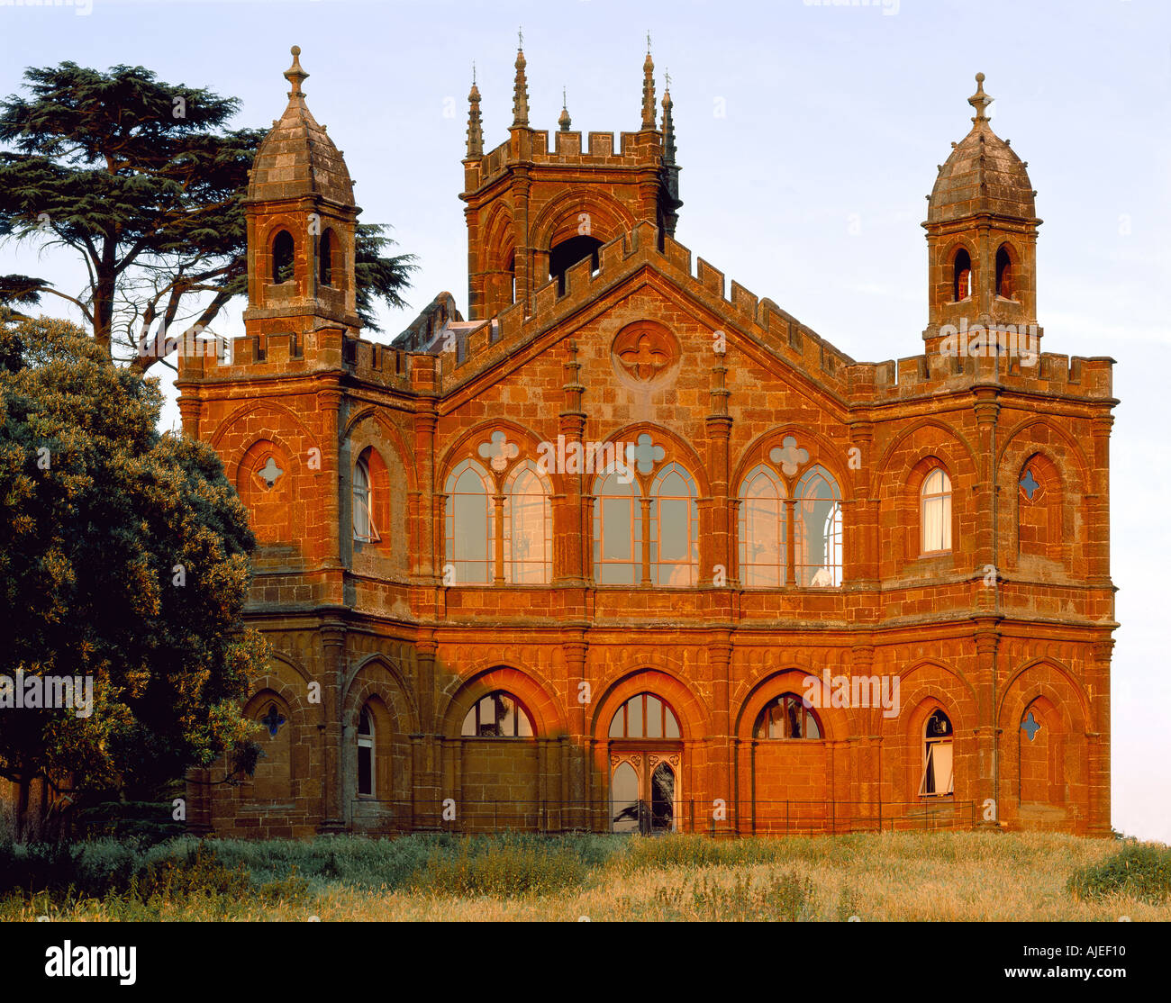 The Gothic Temple at Stowe Landscape Gardens Buckinghamshire Stock ...