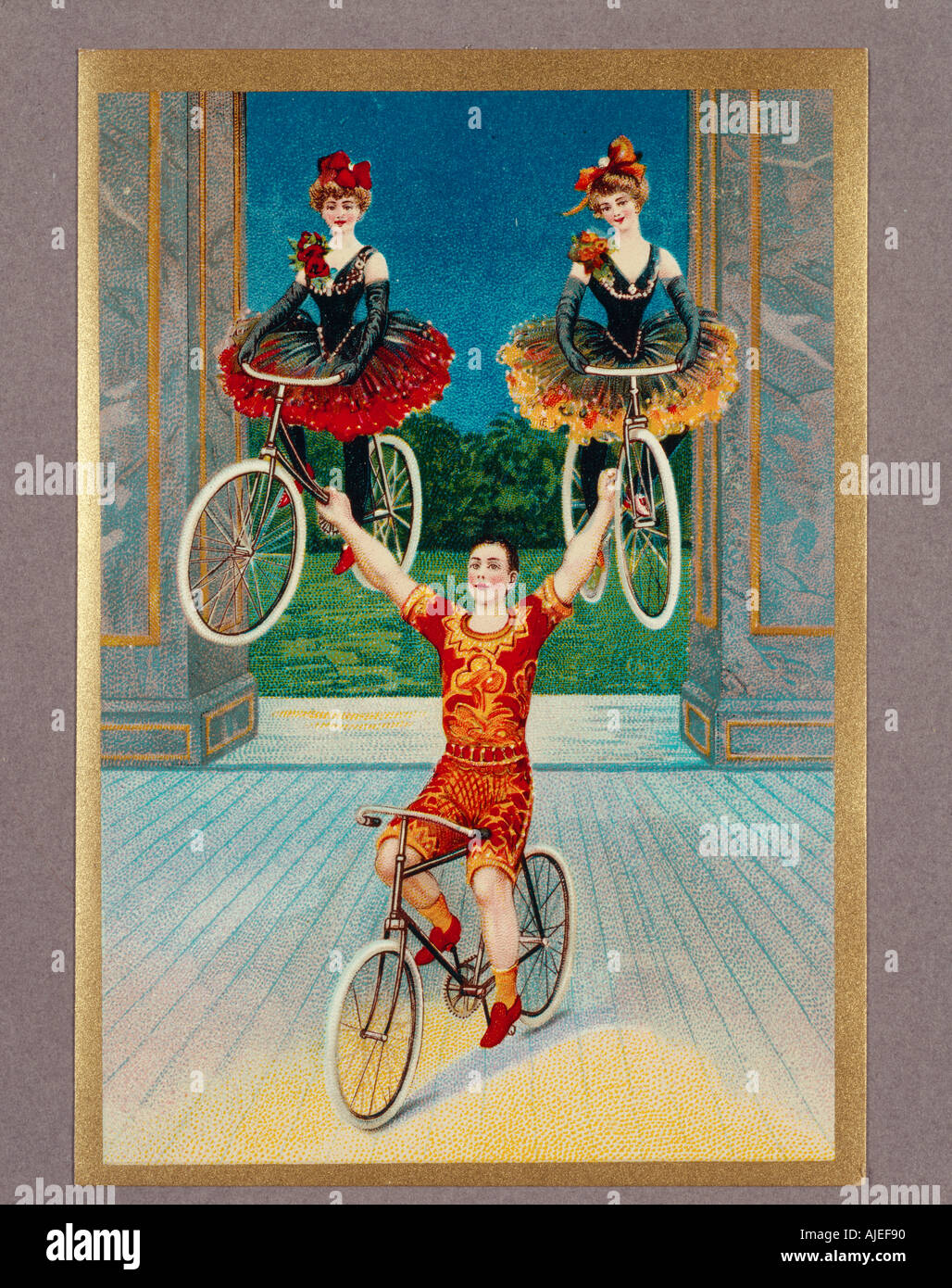 Strongman circus hi-res stock photography and images - Alamy