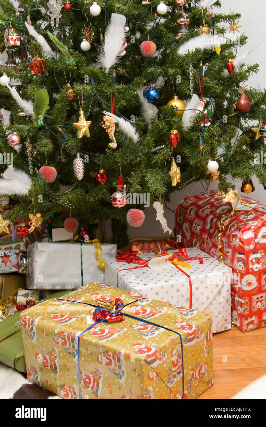 Christmas carol holiday hi-res stock photography and images - Alamy