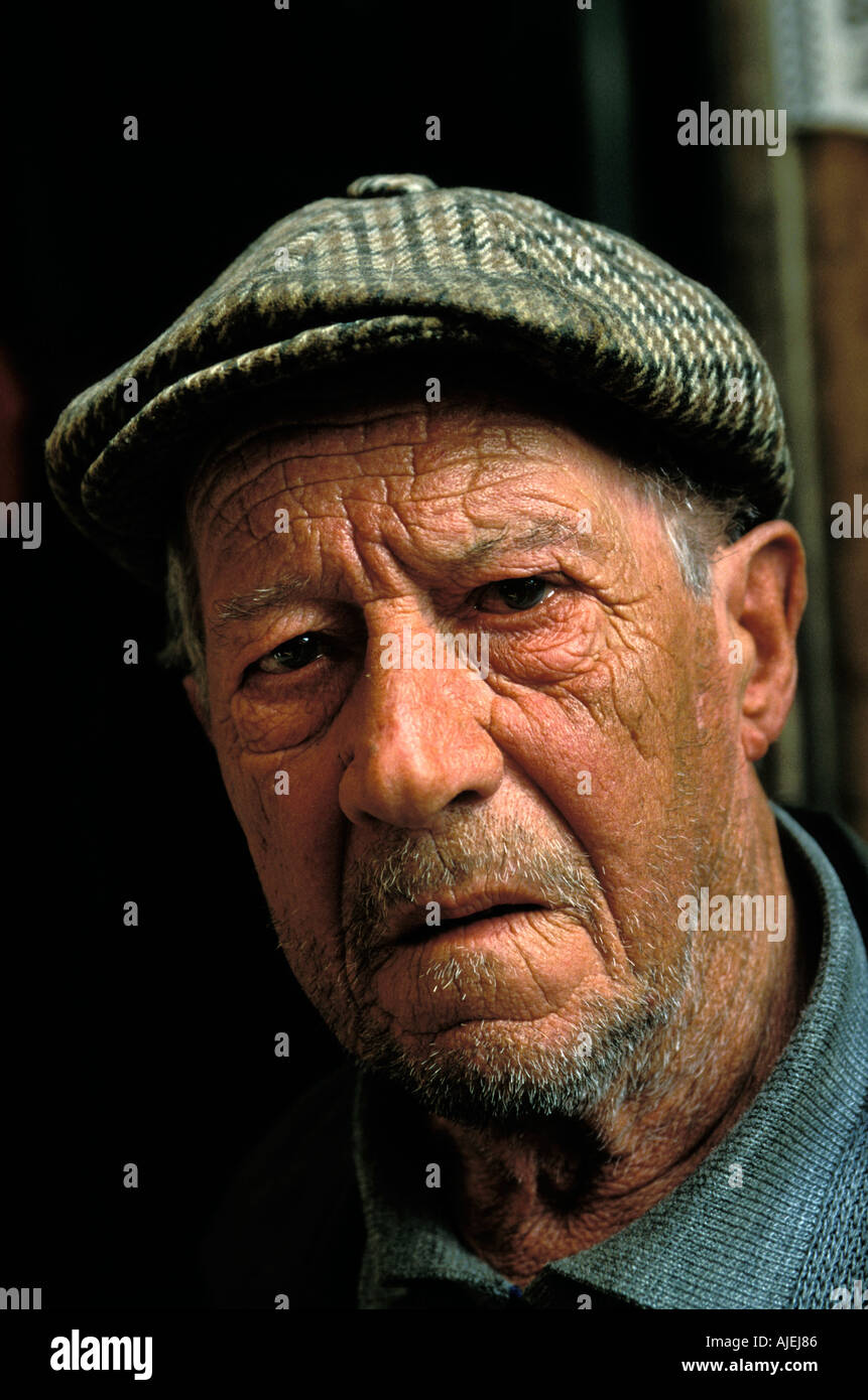 Portrait sicilian man hi-res stock photography and images - Alamy