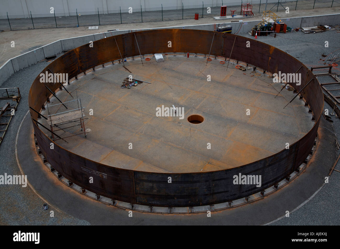 Uae gas pipes hi-res stock photography and images - Alamy