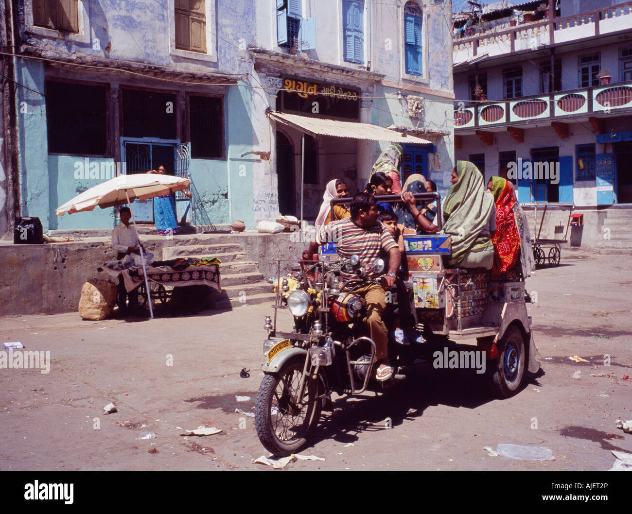 Women rickshaw vegetable market diu india hi-res stock photography and ...