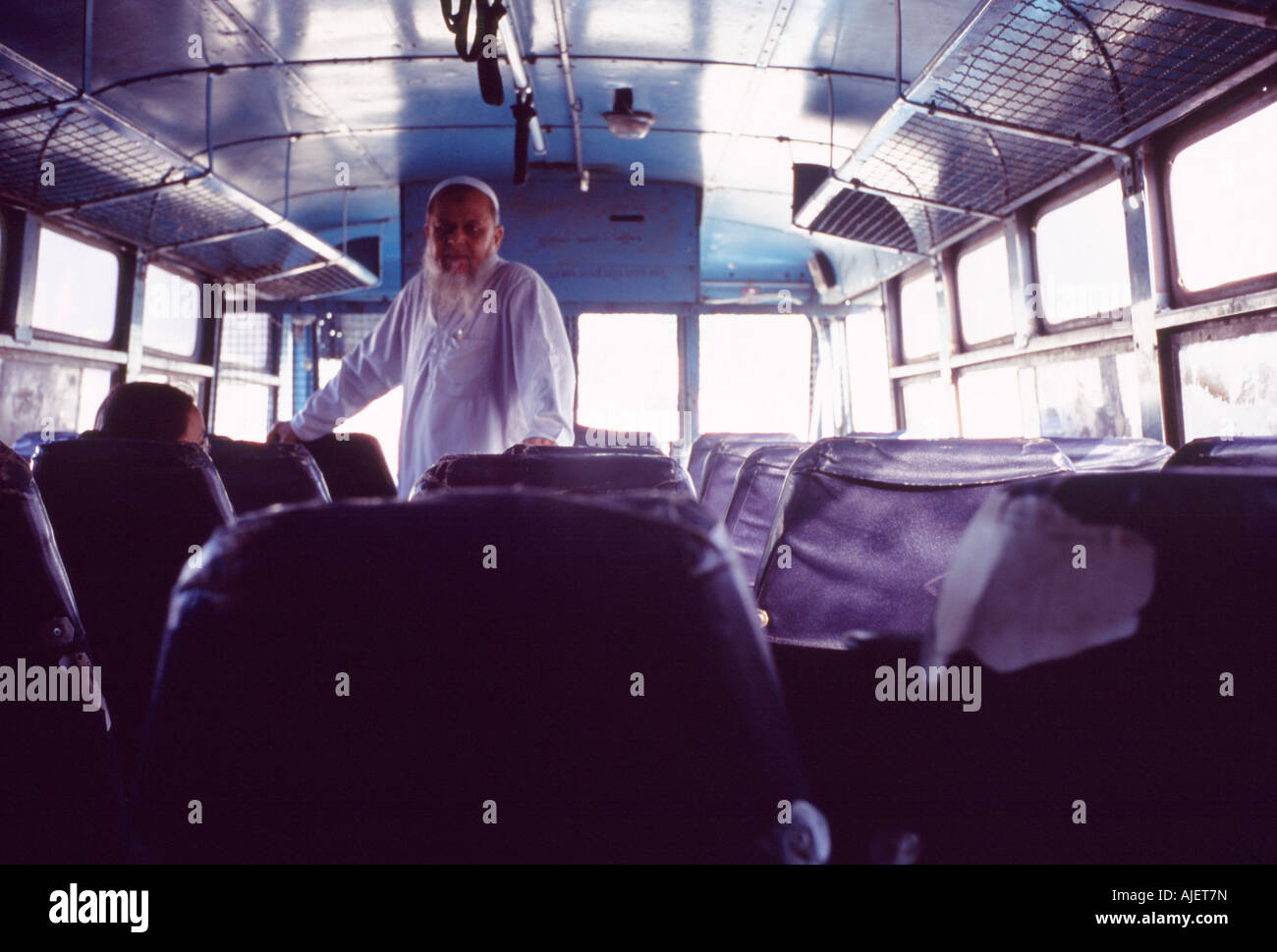 Indian bus hi-res stock photography and images - Alamy