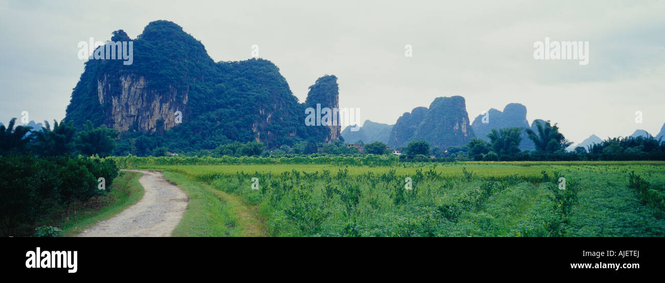 Limestone mountains yangzhou hi-res stock photography and images - Alamy