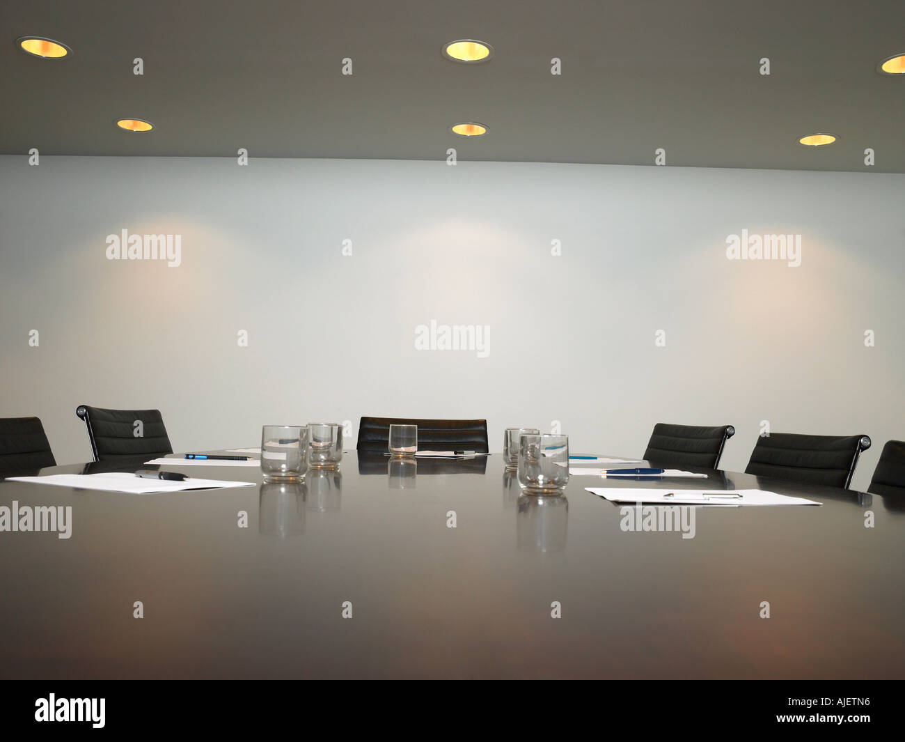 Empty conference room Stock Photo - Alamy