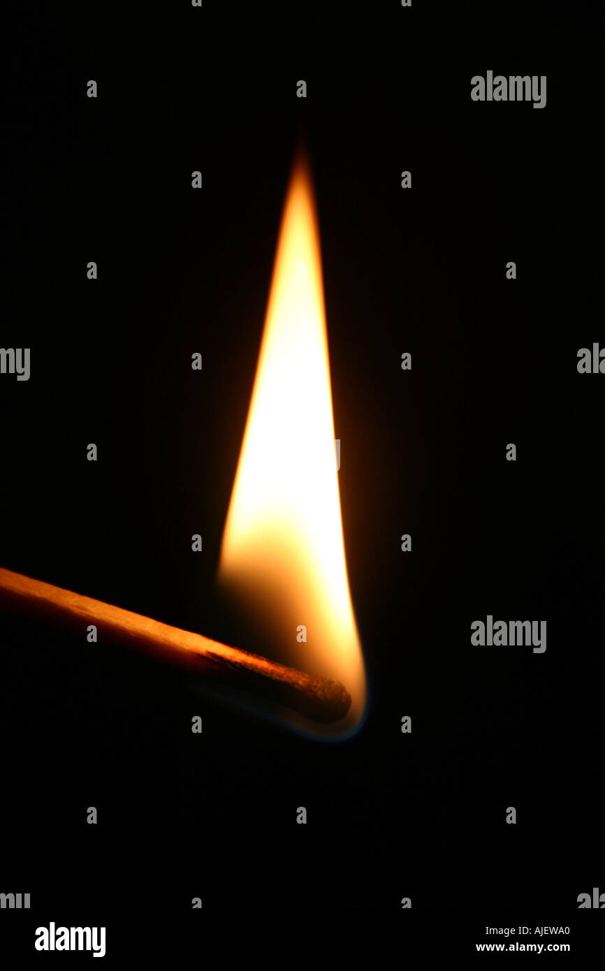Strike matchstick hi-res stock photography and images - Alamy