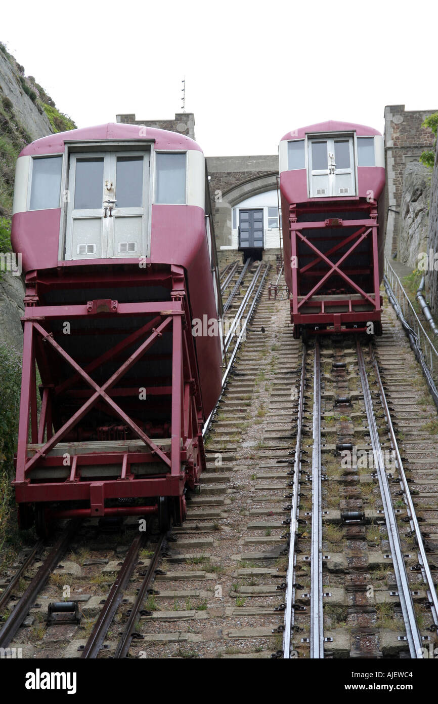 Hastings cable car cliff lift on the east hill The East Lift in ...