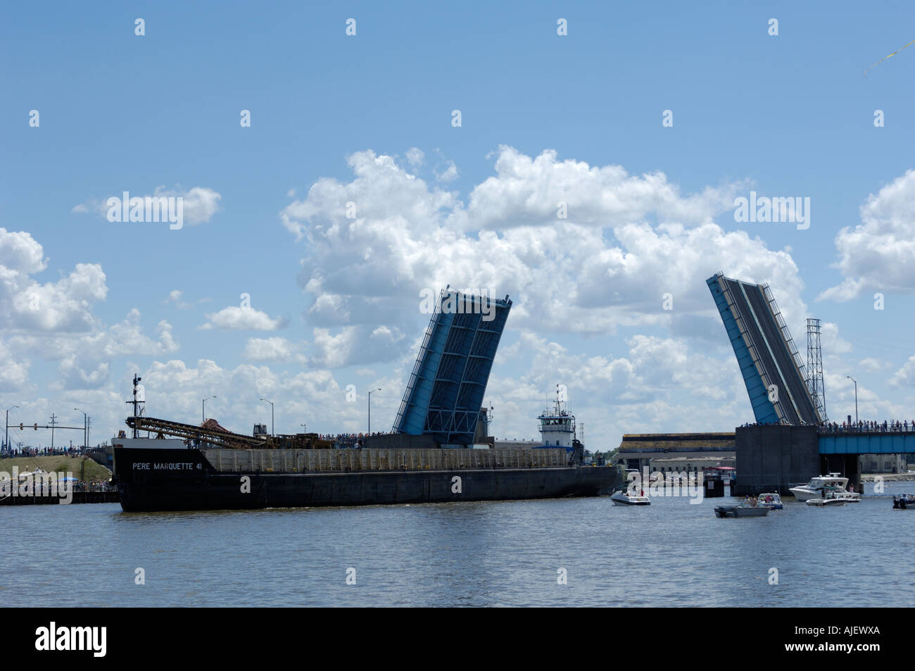 Articulated barge pere marquette hi-res stock photography and images ...