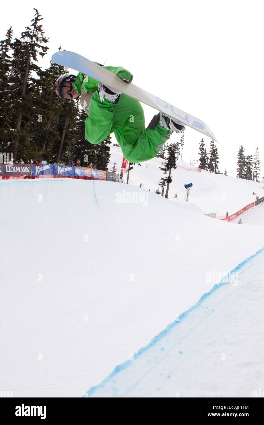 Ski half pipe hi-res stock photography and images - Alamy