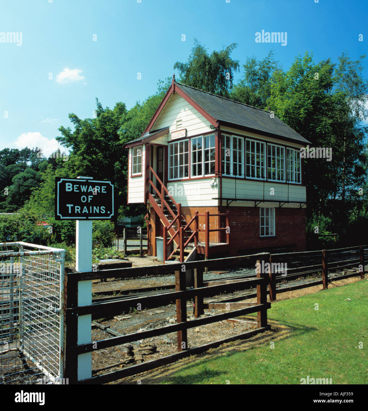 Steps to signal box hi-res stock photography and images - Alamy