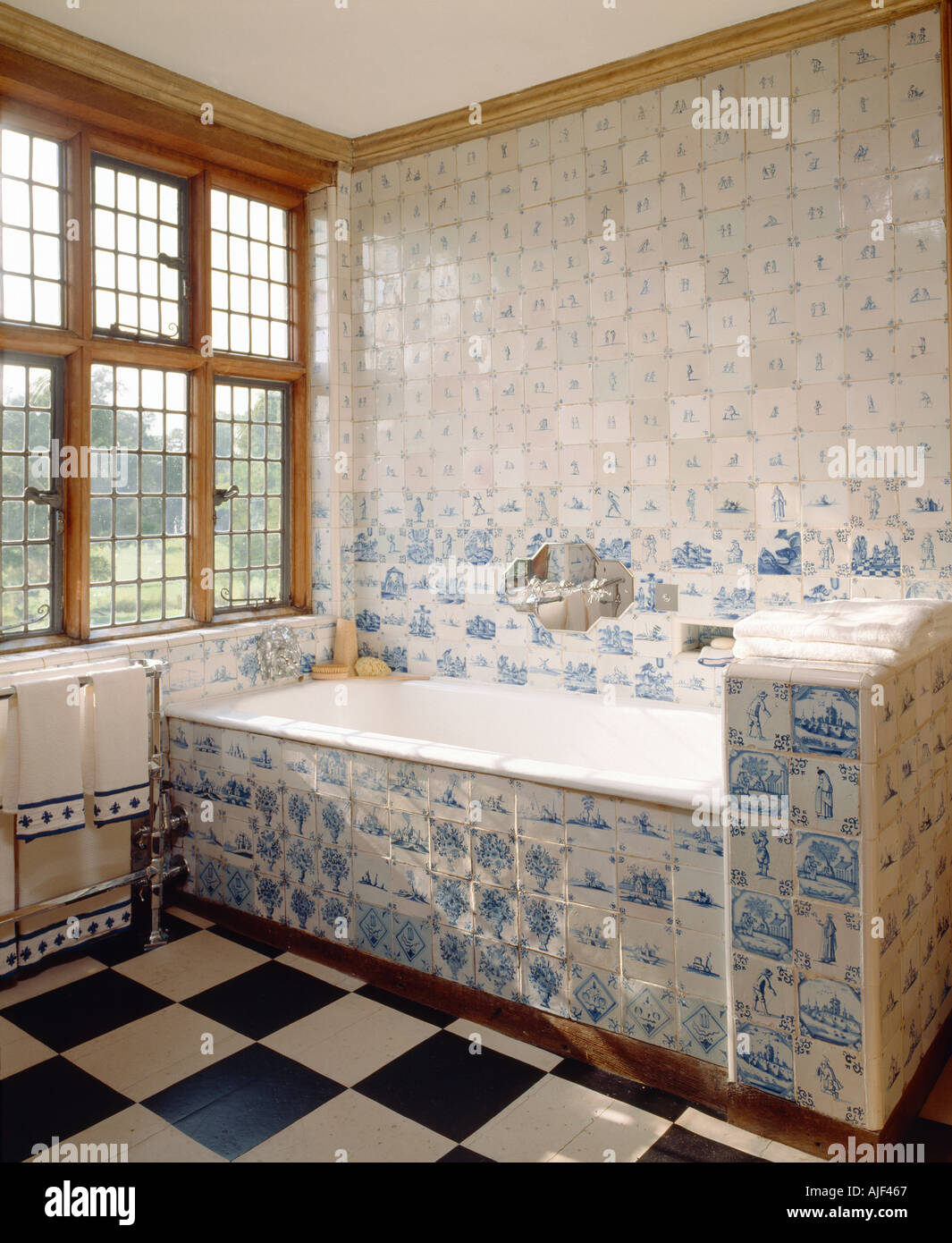 View of the Ireton Bathroom at Packwood House Warwickshire Stock Photo ...
