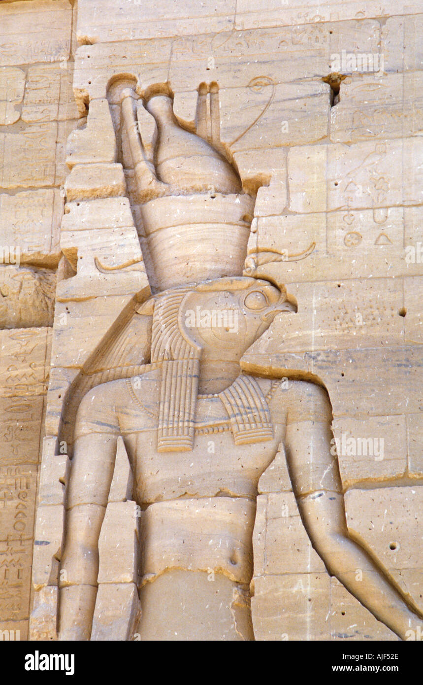 Egyptian carving of Horus, Egypt Stock Photo - Alamy