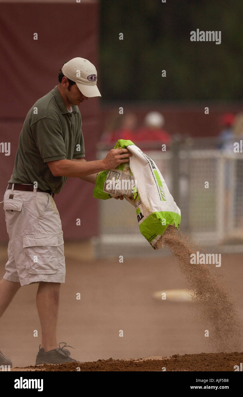 Baseball diamond field marking hi-res stock photography and images - Alamy