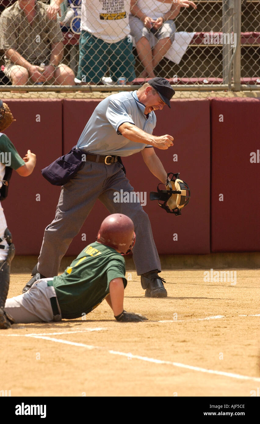 Baseball umpire out hi-res stock photography and images - Alamy