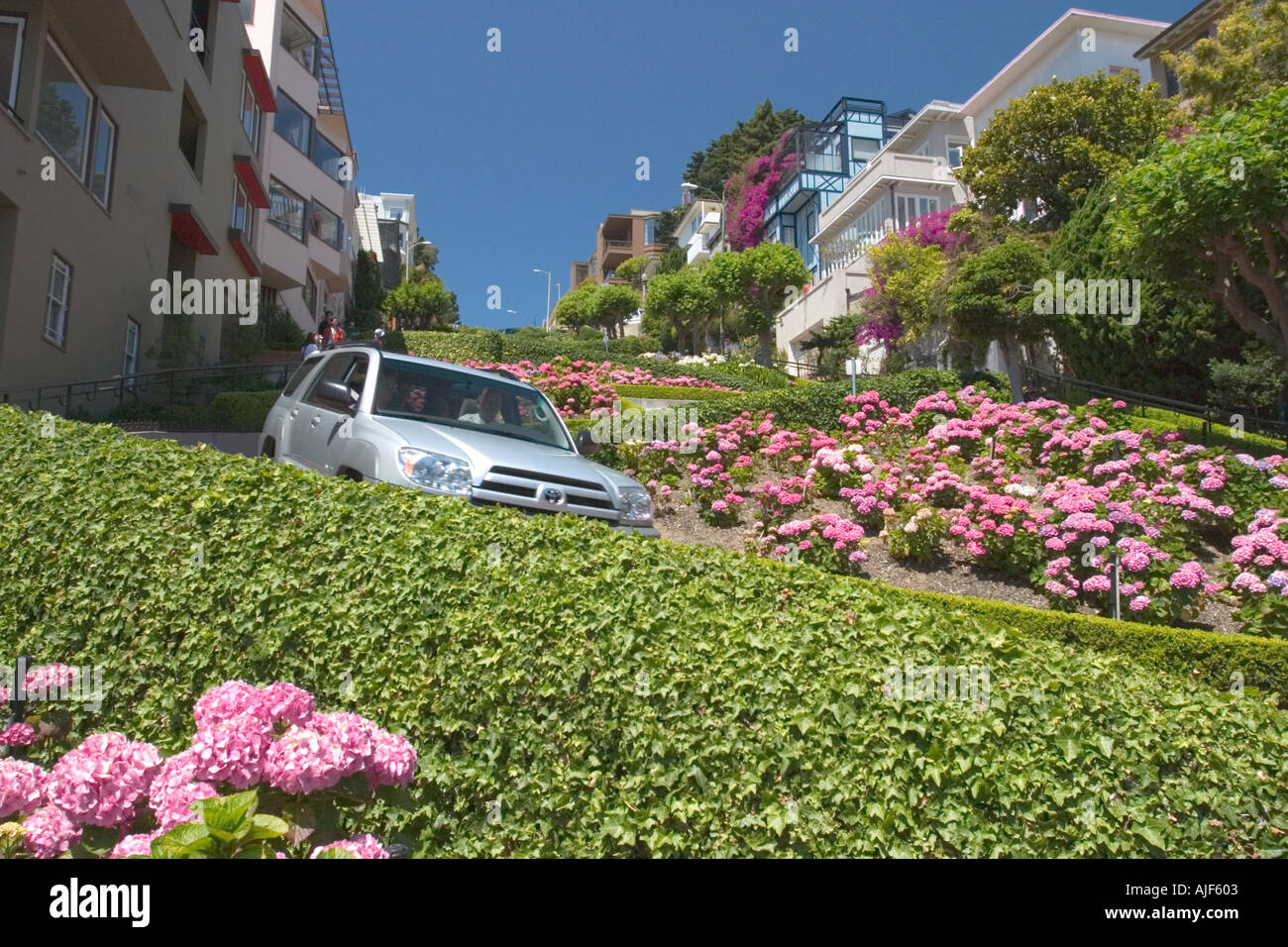 Lombard Street San Francisco Crookedest street in the world Stock Photo ...
