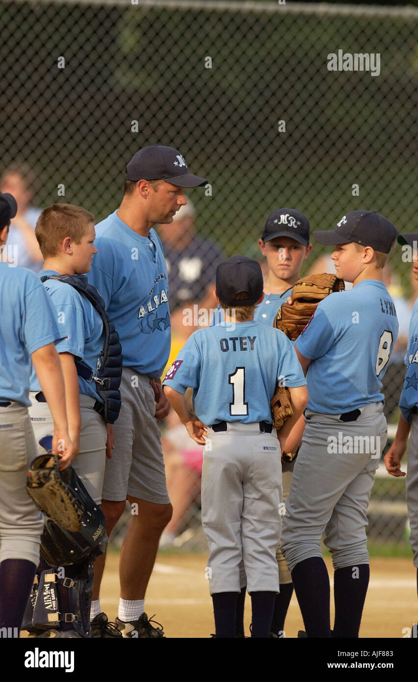 Baseball instruction hi-res stock photography and images - Alamy
