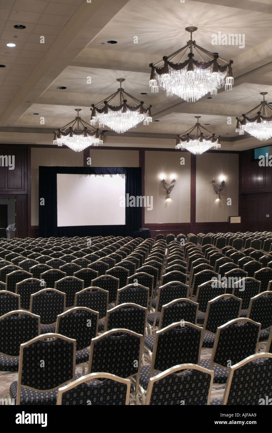 Unfilled hall hi-res stock photography and images - Alamy