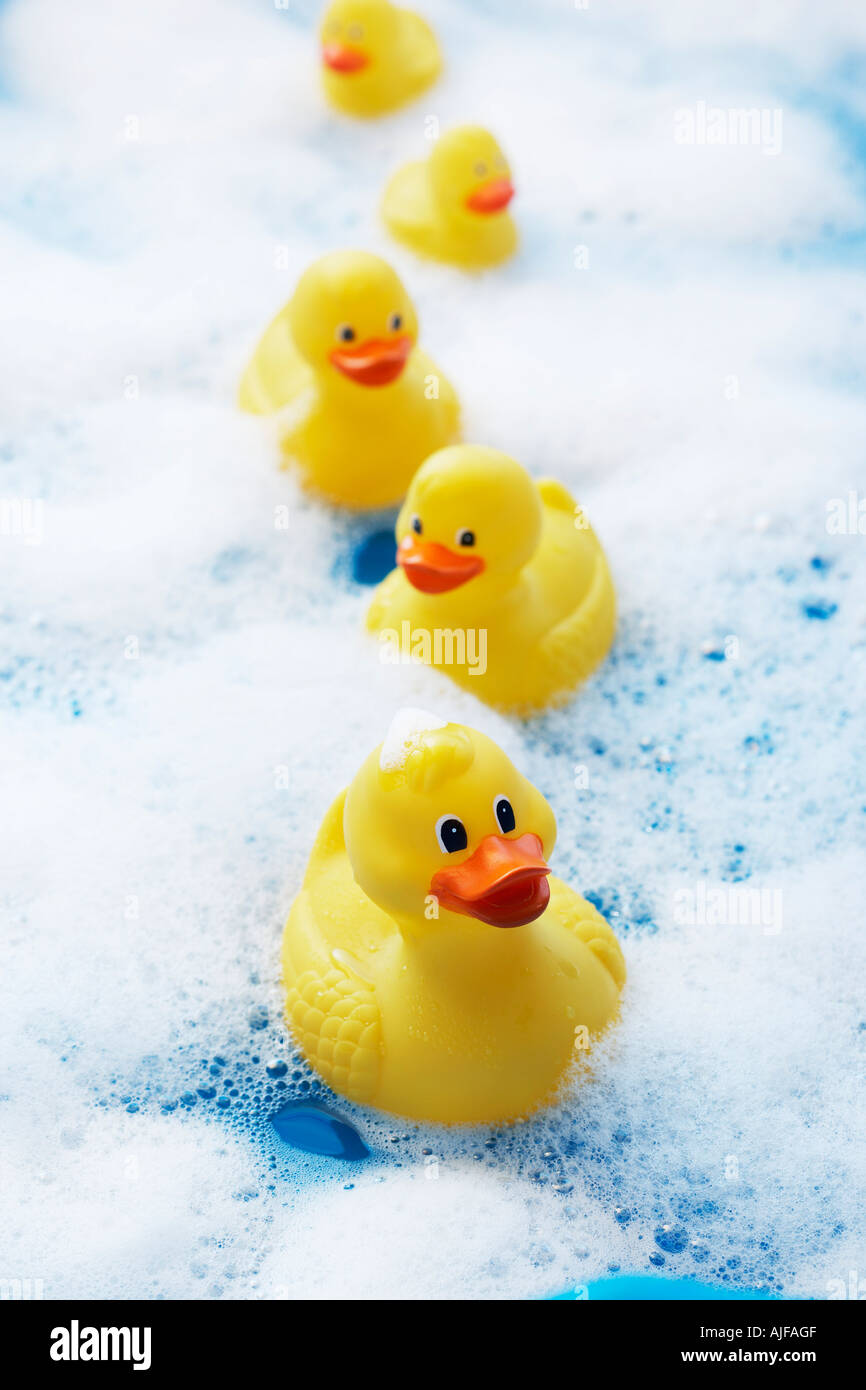 Rubber ducks bubble bath hi-res stock photography and images - Alamy