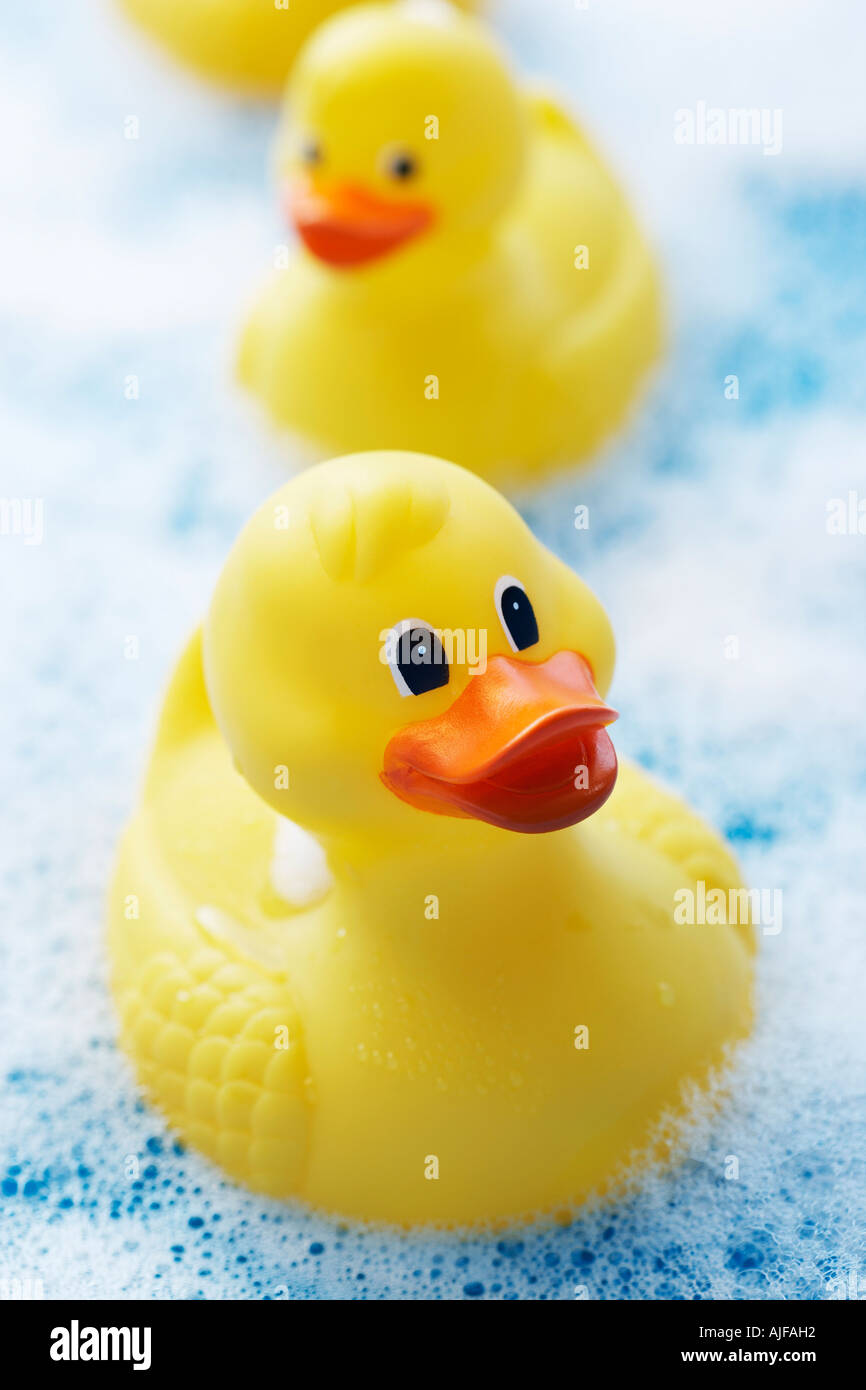 Rubber ducks bubble bath hi-res stock photography and images - Alamy