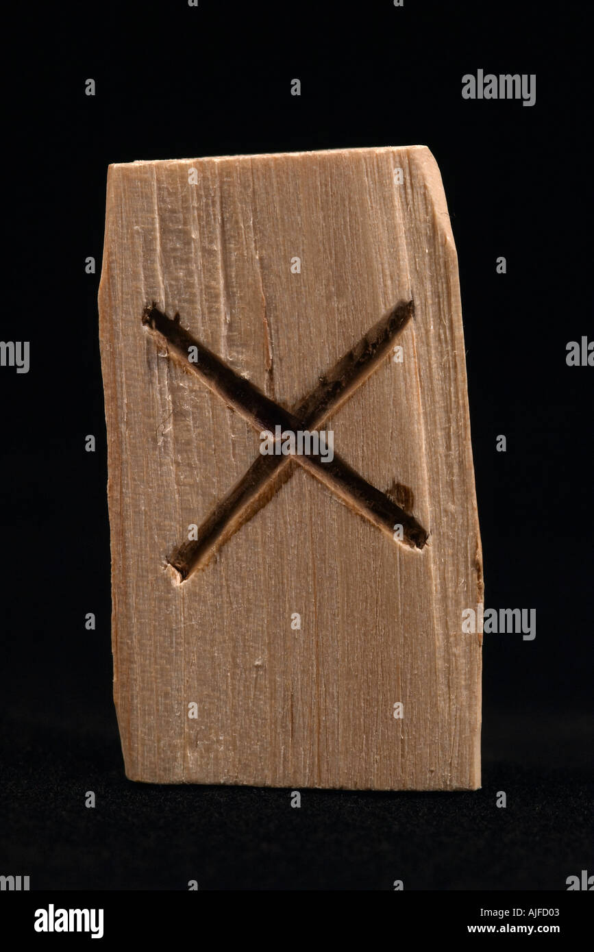 Rune staves hi-res stock photography and images - Alamy