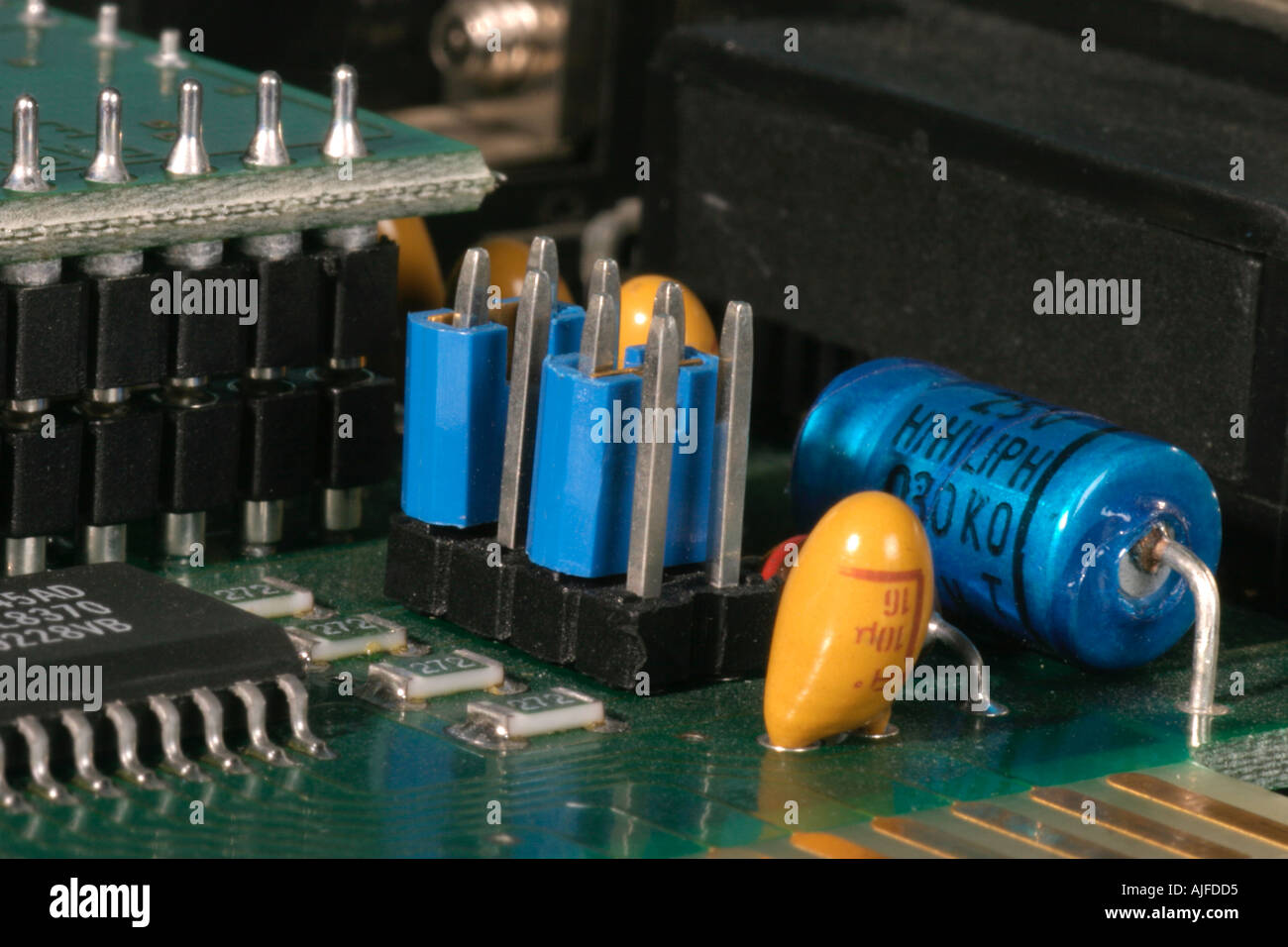 Transistoren hi-res stock photography and images - Alamy