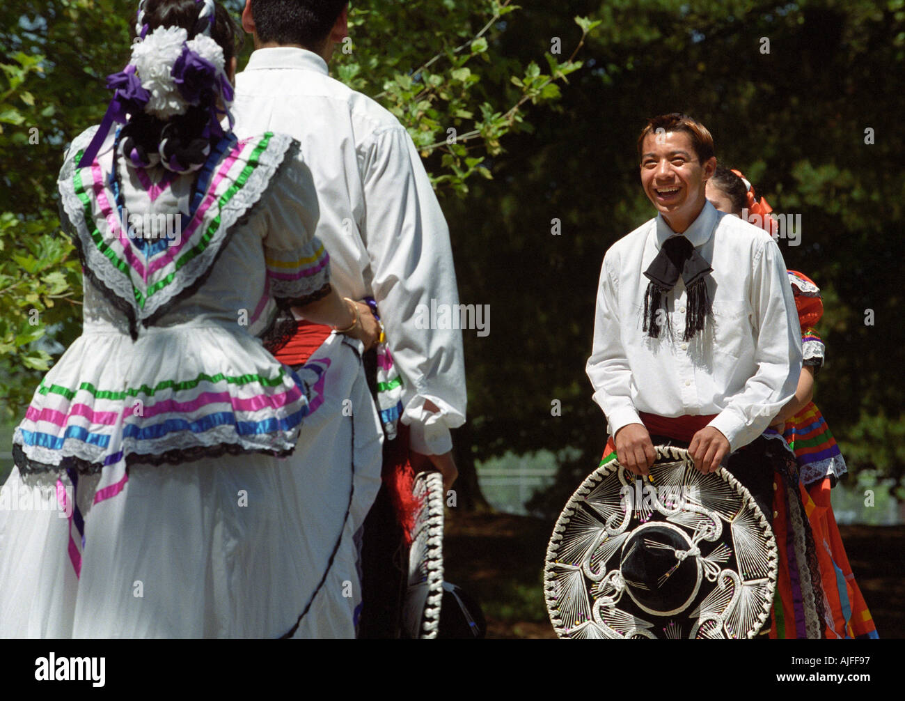 Mexican dancers perform at a cultural fiesta Stock Photo - Alamy