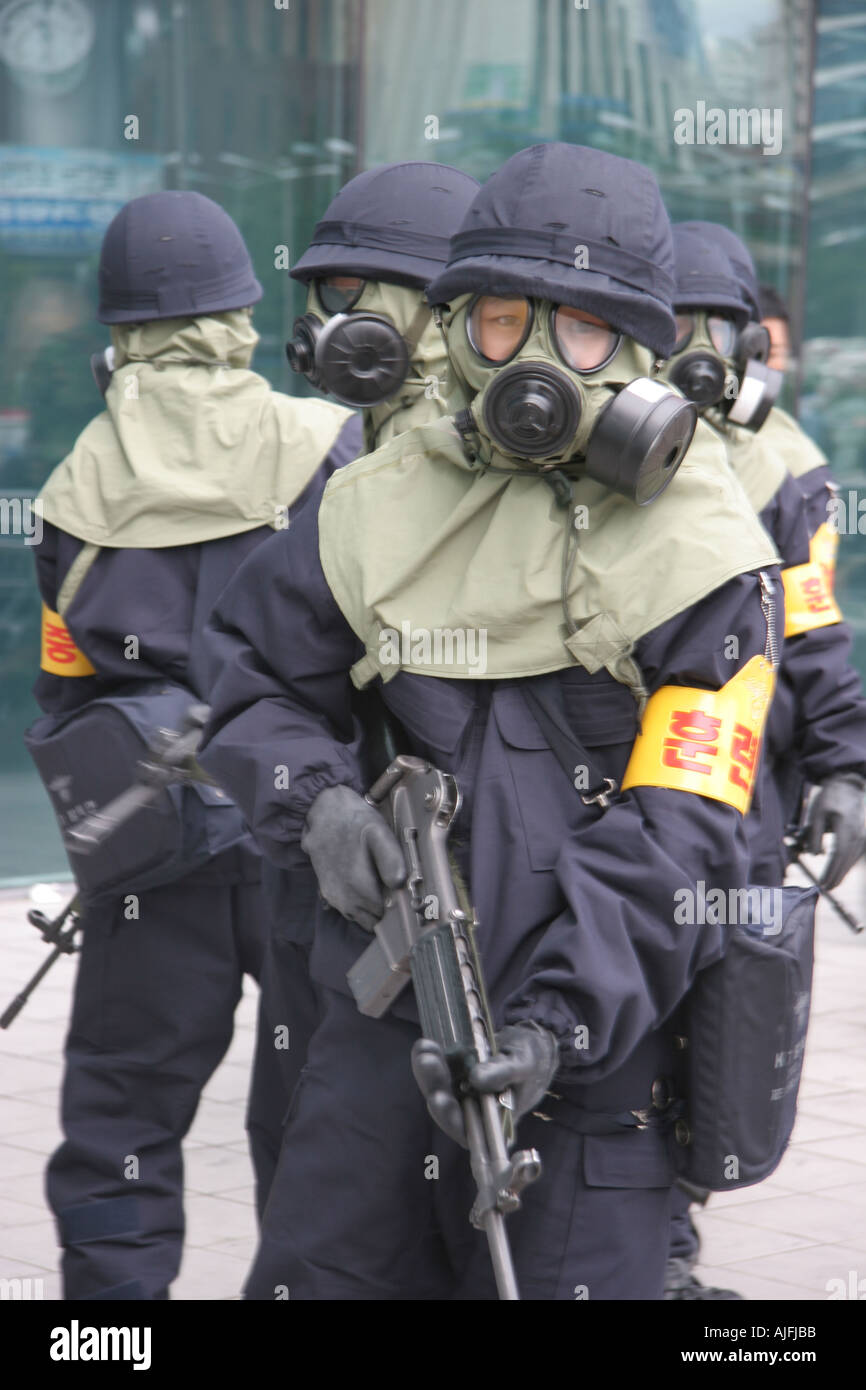 Police with Gas Mask anti terrorist excercise Korea Seoul Station Stock ...