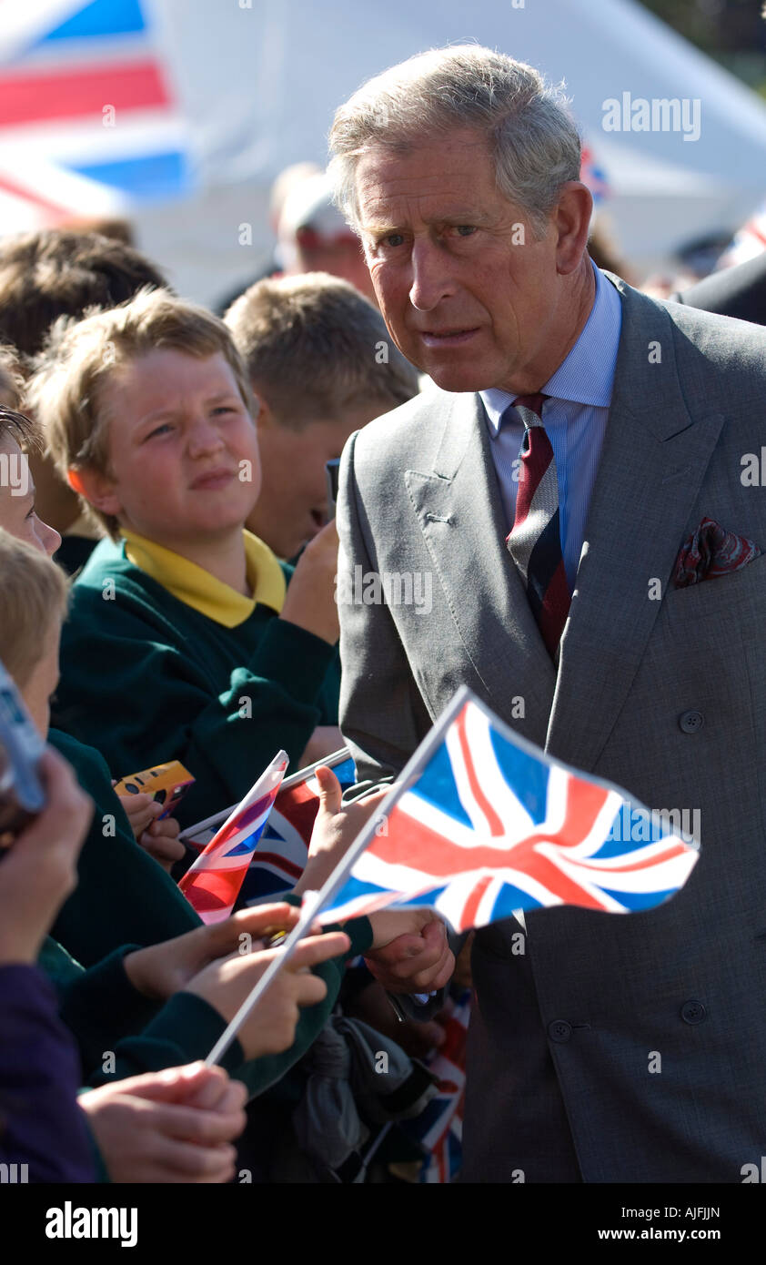 Children with british flags hi-res stock photography and images - Alamy