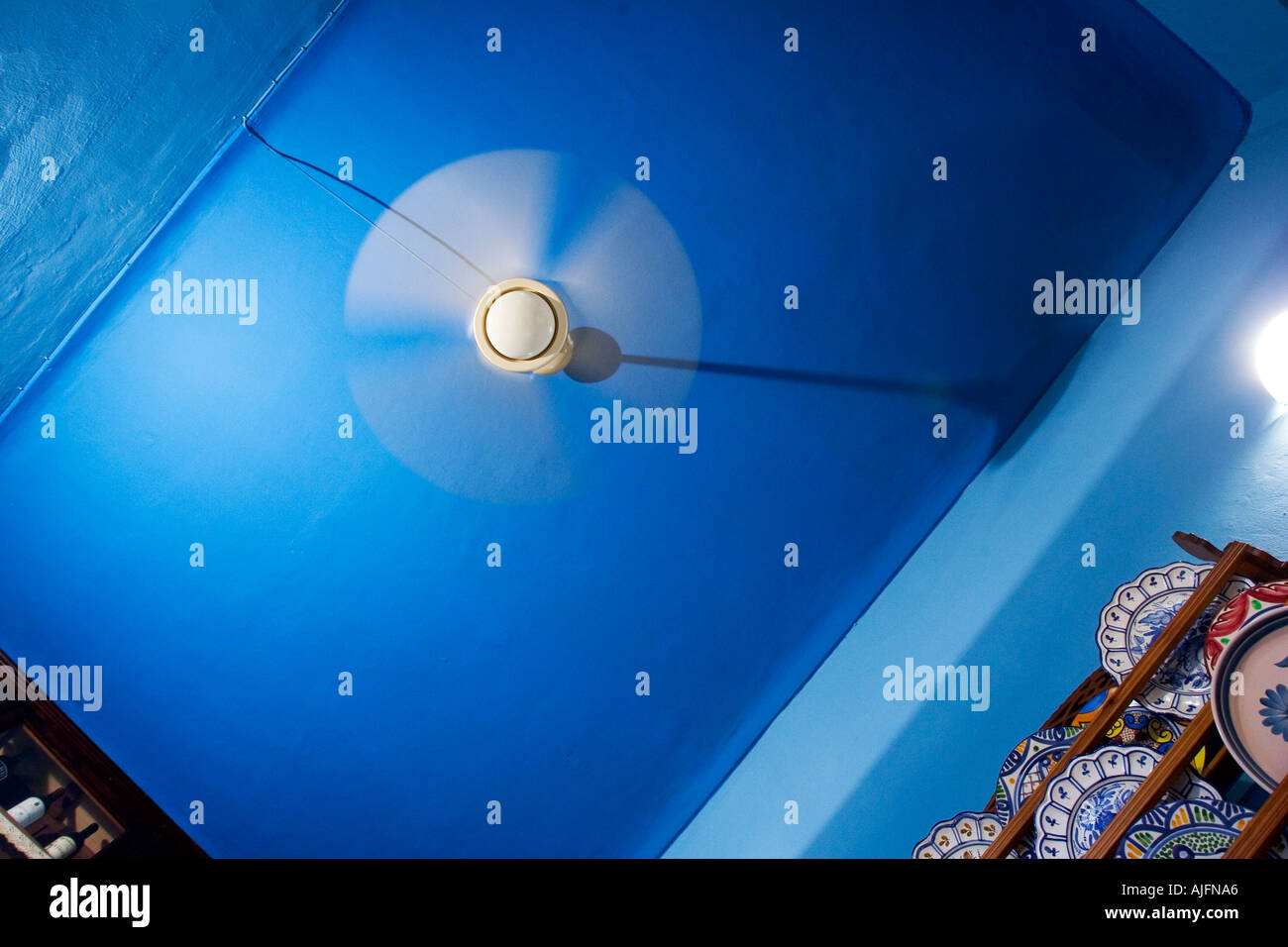 Ceiling fan motion blur hi-res stock photography and images - Alamy