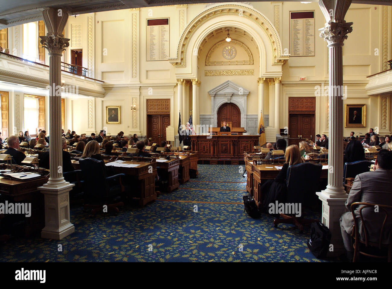 State assembly hall hi-res stock photography and images - Alamy