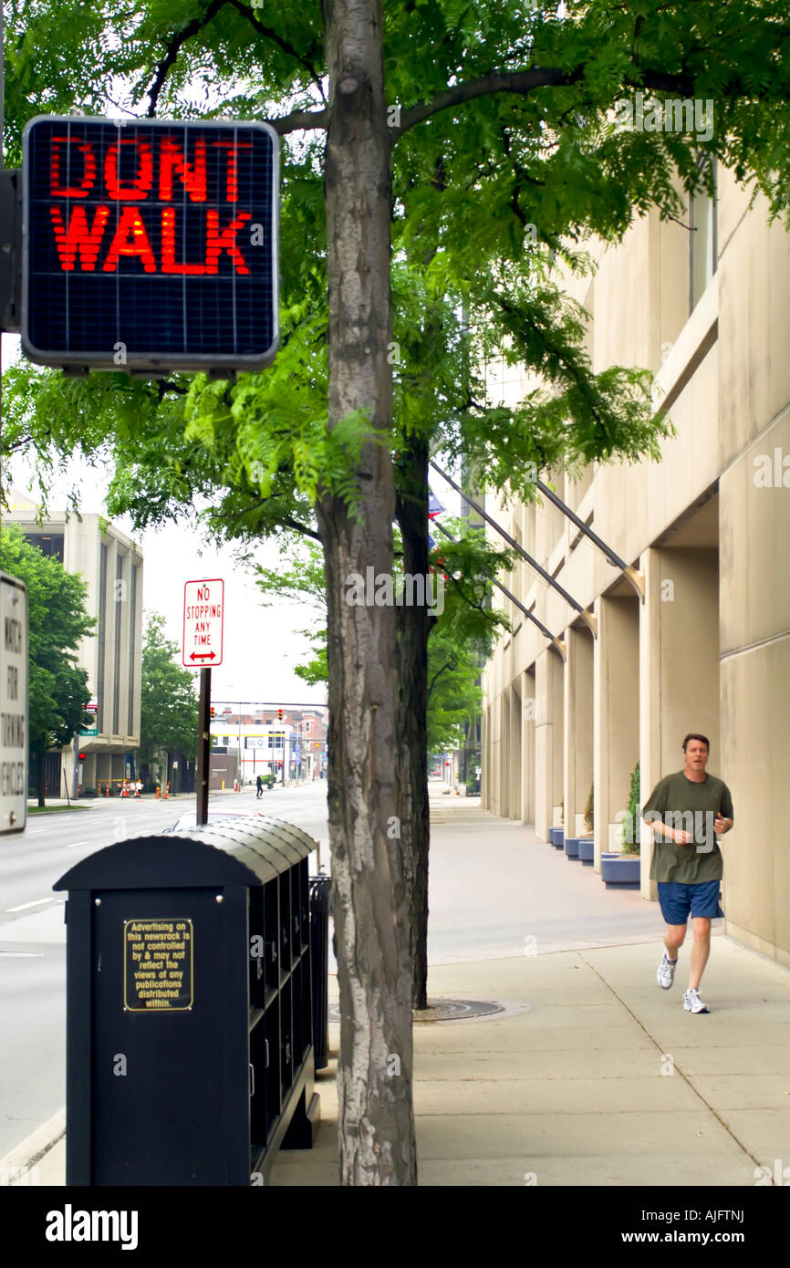 Walk Don't Walk Sign Usa High Resolution Stock Photography and Images ...