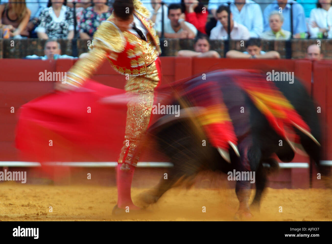 Bull charging spain hi-res stock photography and images - Alamy