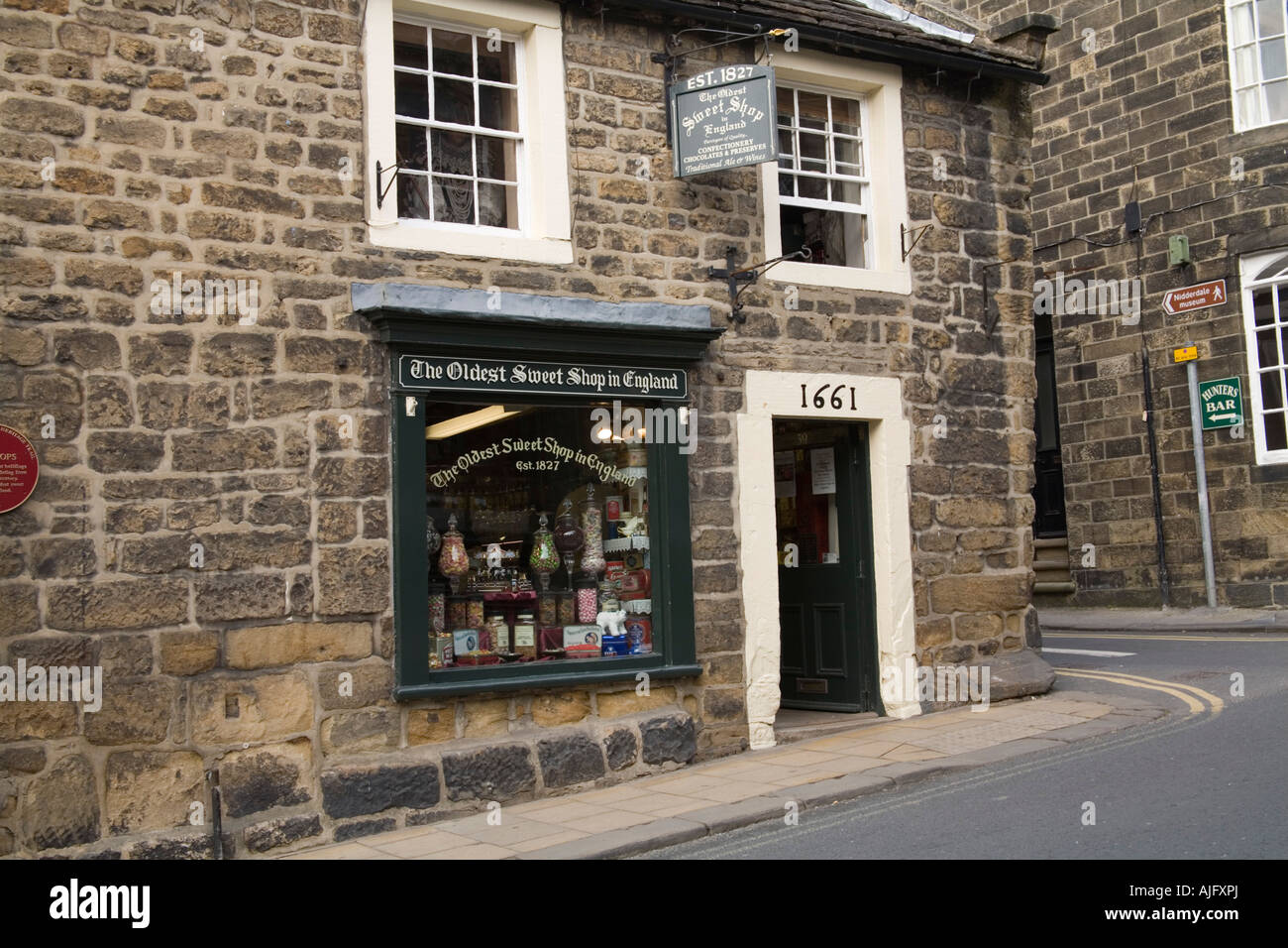 PATELEY BRIDGE NORTH YORKSHIRE UK The oldest sweet shop in England ...