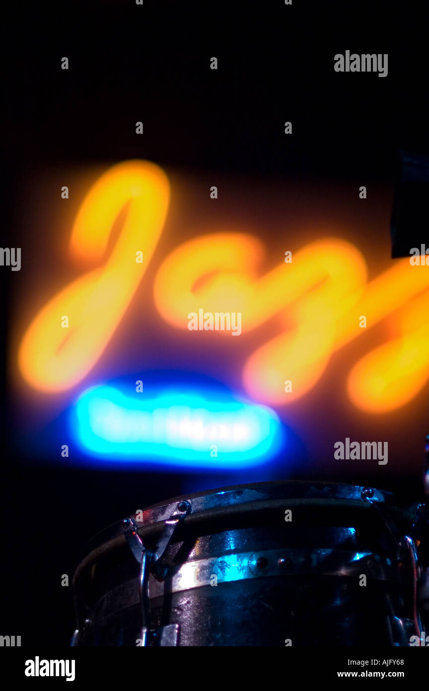Jazz neon sign Stock Photo - Alamy