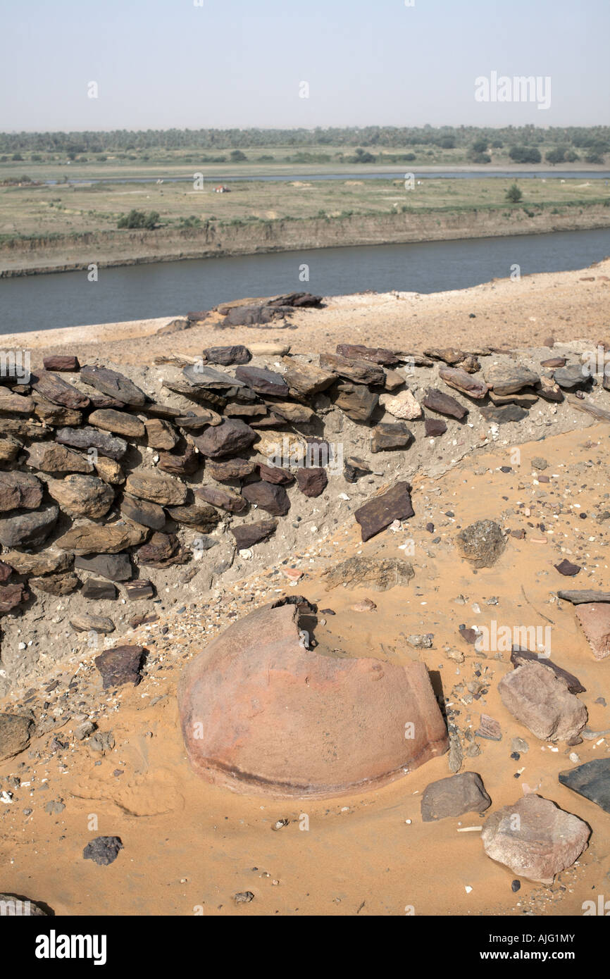 The medieval city of Old Dongola Stock Photo - Alamy