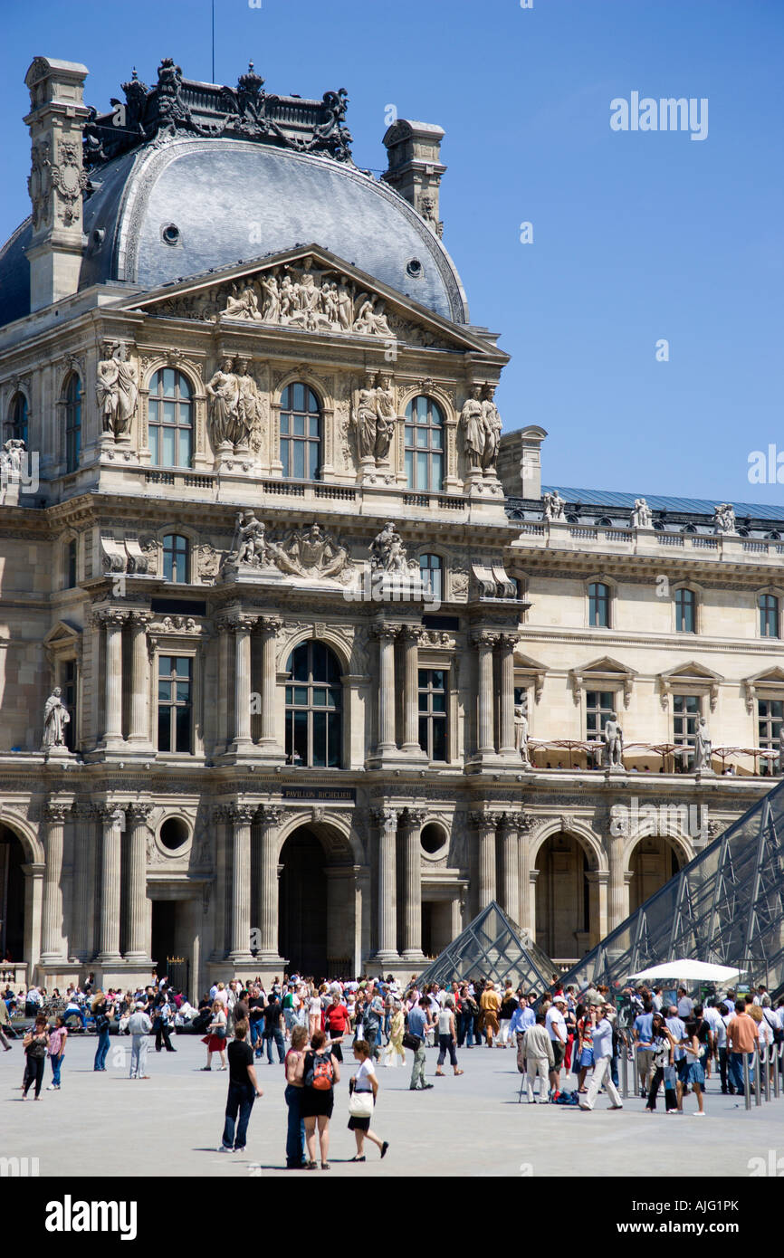 France Ile De France Paris Centrepiece Of Richelieu Wing Of Musee Du ...