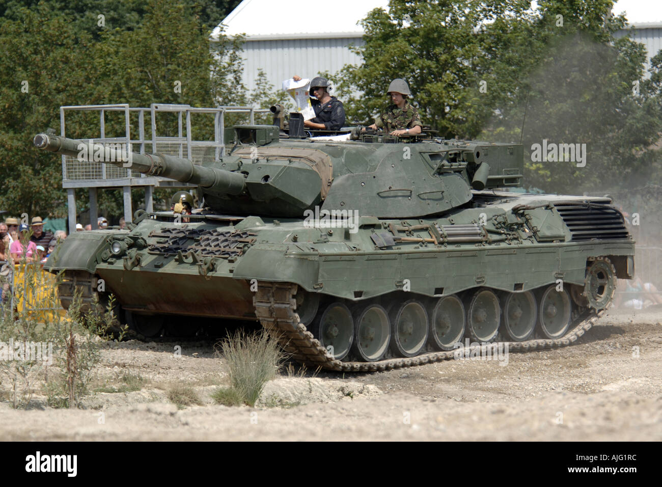 Modern day warfare hi-res stock photography and images - Alamy