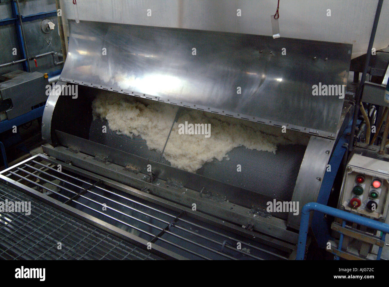 Process sake hi-res stock photography and images - Alamy