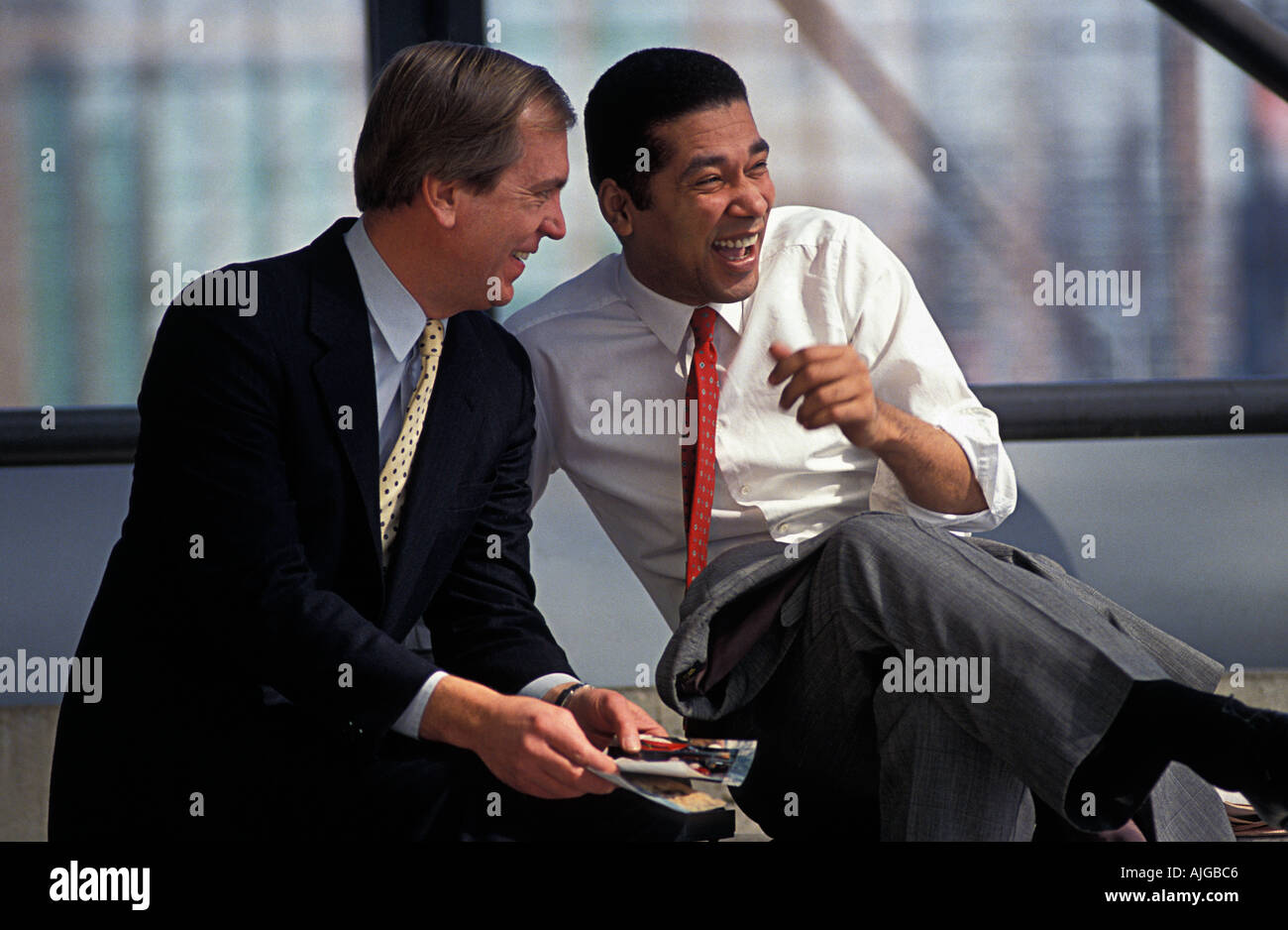 Think pair share hi-res stock photography and images - Alamy