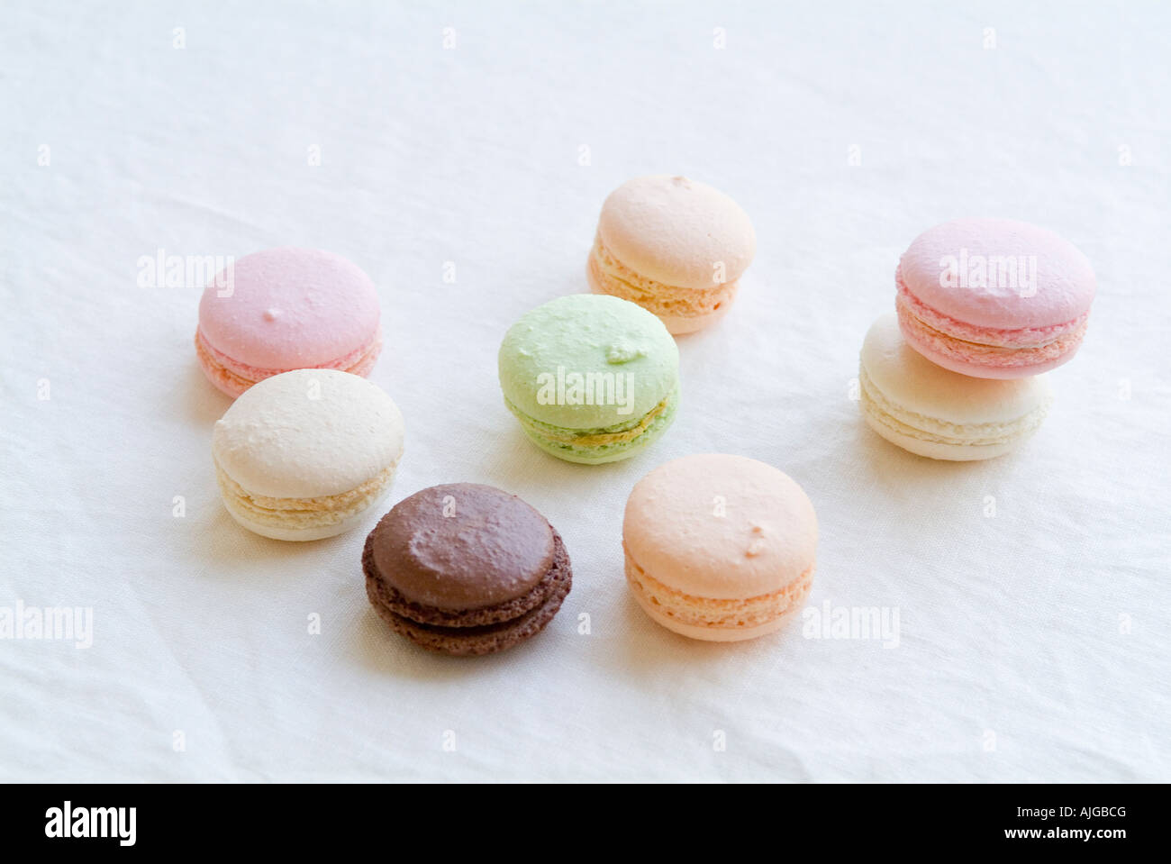 Image of macaroons hi-res stock photography and images - Alamy