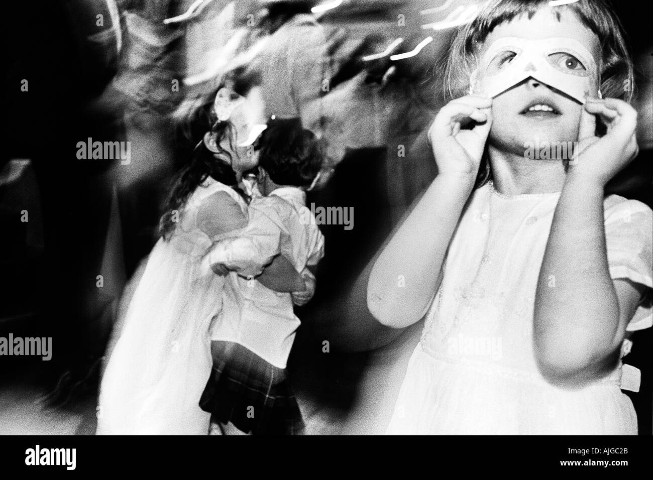 Little Girl Dancing At Wedding Goes Viral Must Watch at Aiden Ann blog