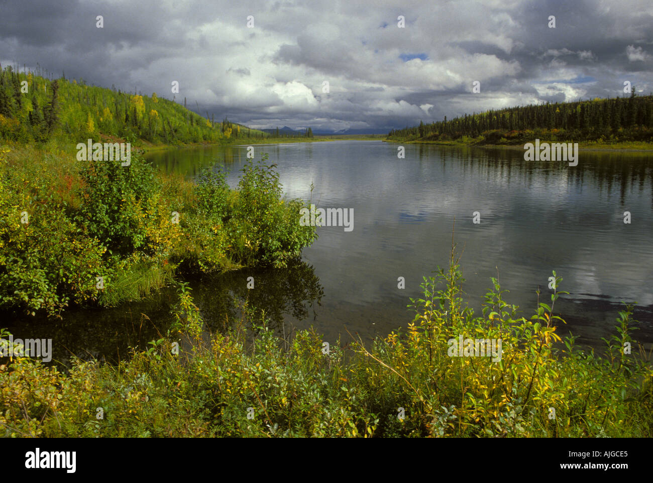 Kobuk river gates of the arctic hi-res stock photography and images - Alamy